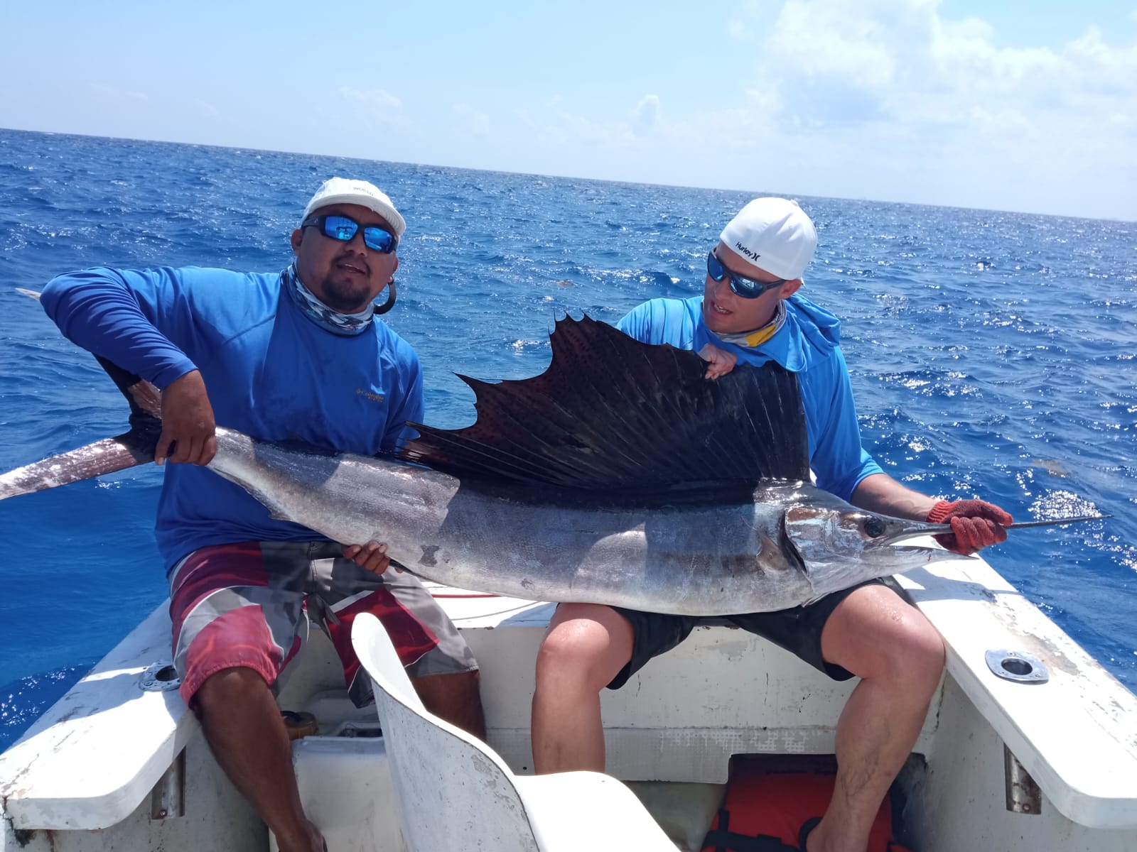 Trolling trip – Fishing and Snorkeling Playa del Carmen